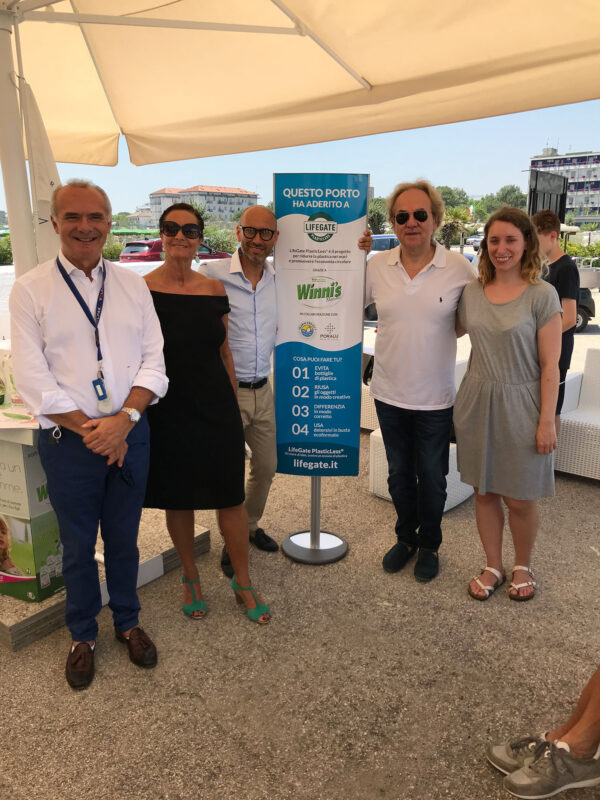 Seabin: for a sea clear of plastic waste. - Winni's